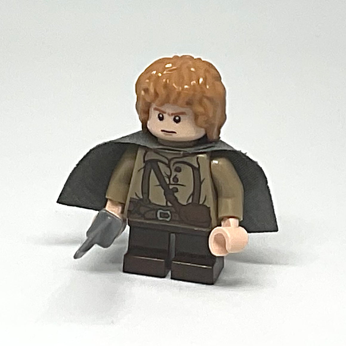 Samwise Gamgee (Sam) - Dark Bluish Gray Cape – Bricks & Minifigs San ...